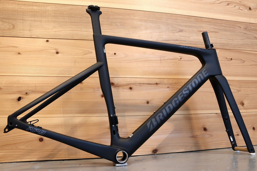 未使用 ブリヂストン アンカー BRIDGESTONE ANCHOR RP8 2023 510サイズ カーボン ディスク ロードバイク フレ – BICI AMORE ONLINE STORE