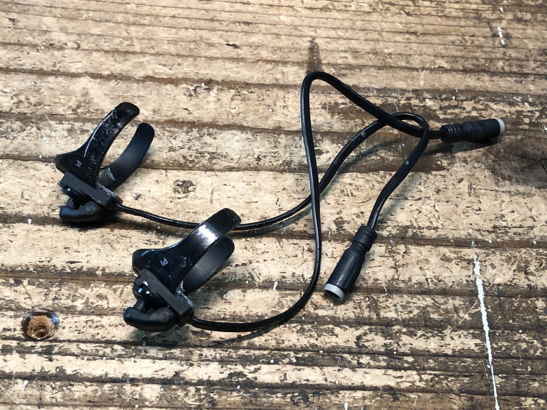 IV300 シマノ SHIMANO SW-R610 スプリンタースイッチ Di2 動作確認済 – BICI AMORE ONLINE STORE