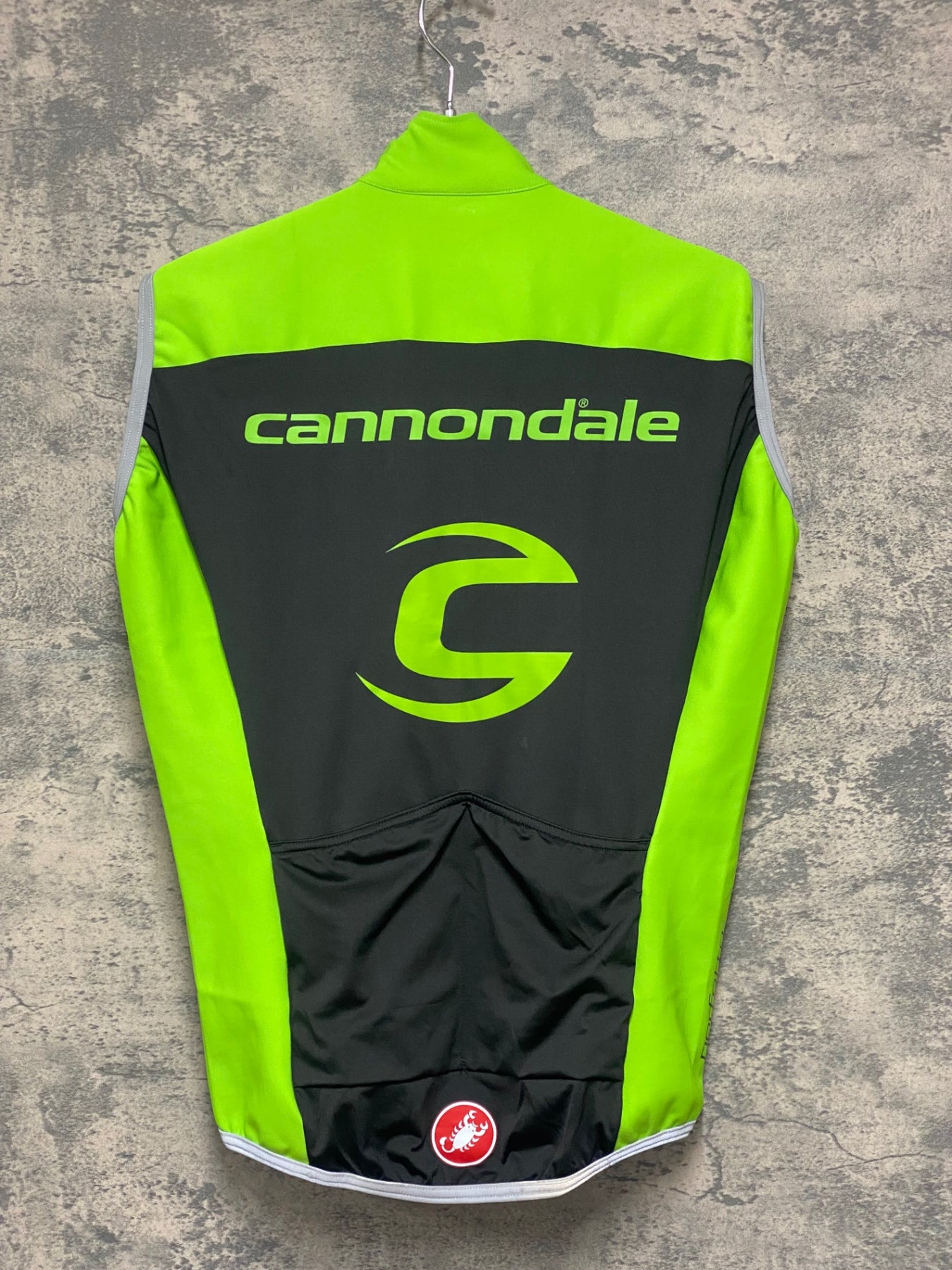 JV351 カステリ CASTELLI perfetto サイクルベスト ジレ 黄緑 CANNONDALE M GORE WINDSTOPP ...